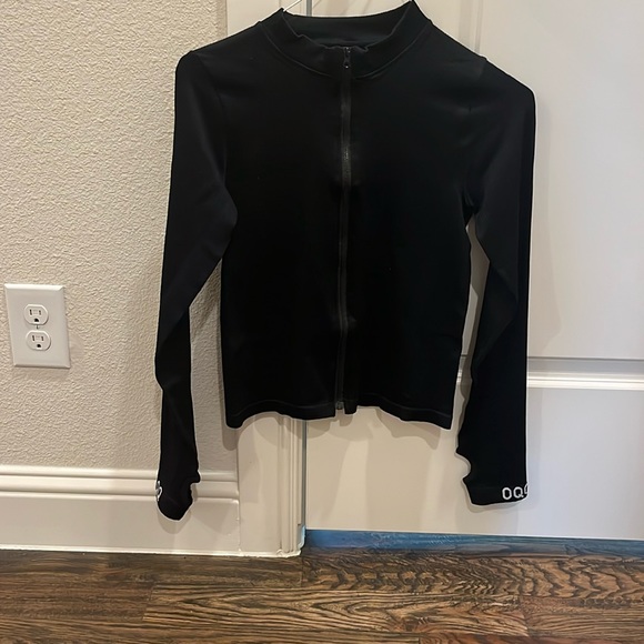 OQQ | Jackets & Coats | Oqq Medium Form Fitting Black 9 Nylon 0 Spandex ...